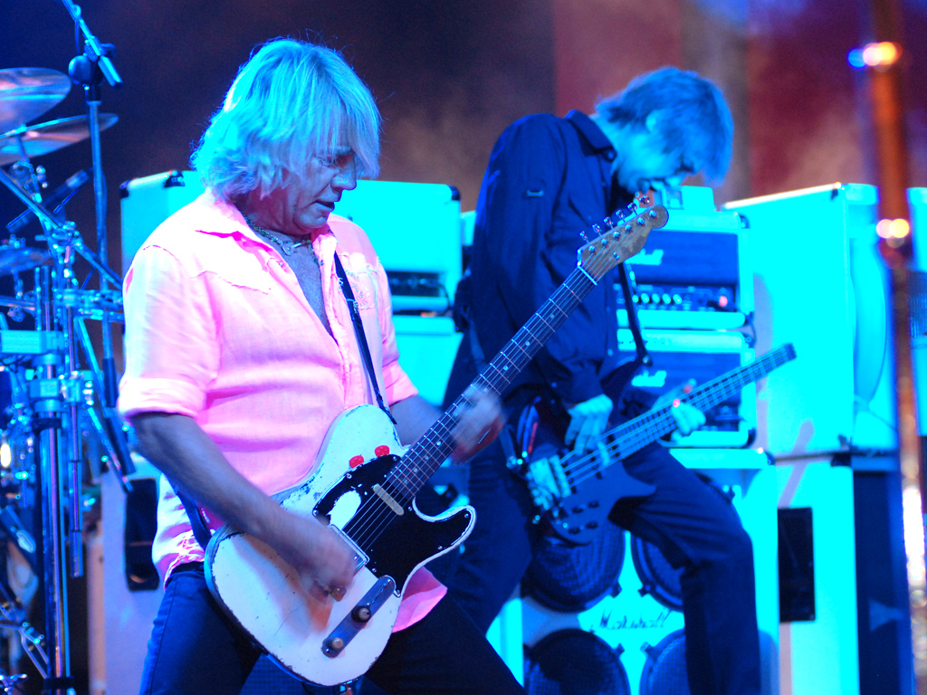 STATUS QUO ONLINE GIGOGRAPHY - The Ultimate Gigography